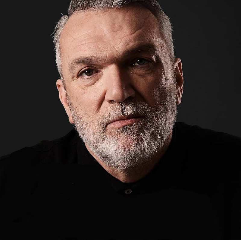 Neil Razor Ruddock | Legendary Former Liverpool Footballer